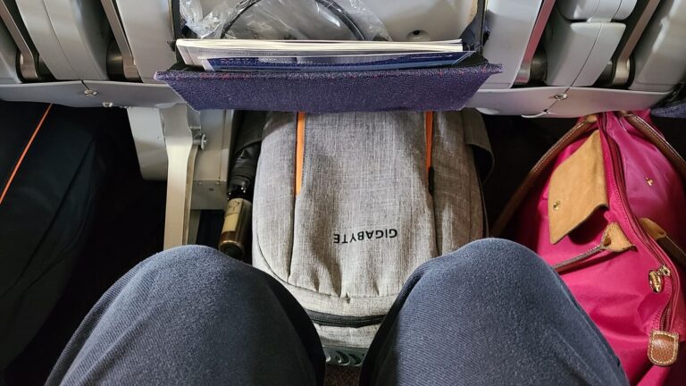 馬來西亞航空MH367、366台北TPE-吉隆坡KUL飛行紀錄[A332 & A333經濟艙] - 柏C的電影雜記