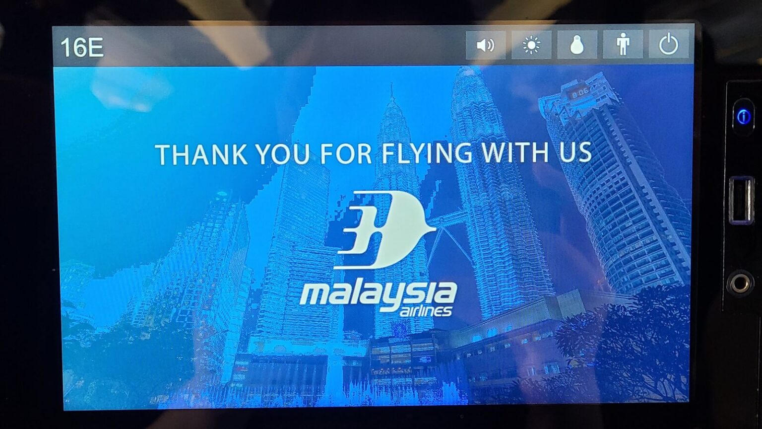 馬來西亞航空MH367、366台北TPE-吉隆坡KUL飛行紀錄[A332 & A333經濟艙] - 柏C的電影雜記