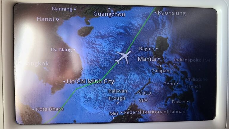 馬來西亞航空MH367、366台北TPE-吉隆坡KUL飛行紀錄[A332 & A333經濟艙] - 柏C的電影雜記