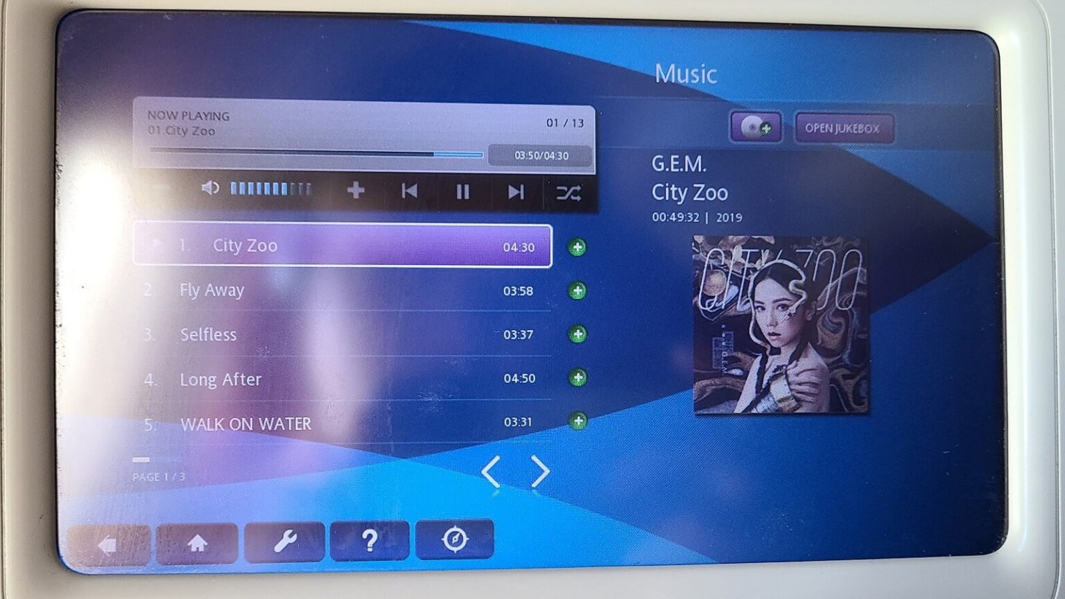 馬來西亞航空MH367、366台北TPE-吉隆坡KUL飛行紀錄[A332 & A333經濟艙] - 柏C的電影雜記