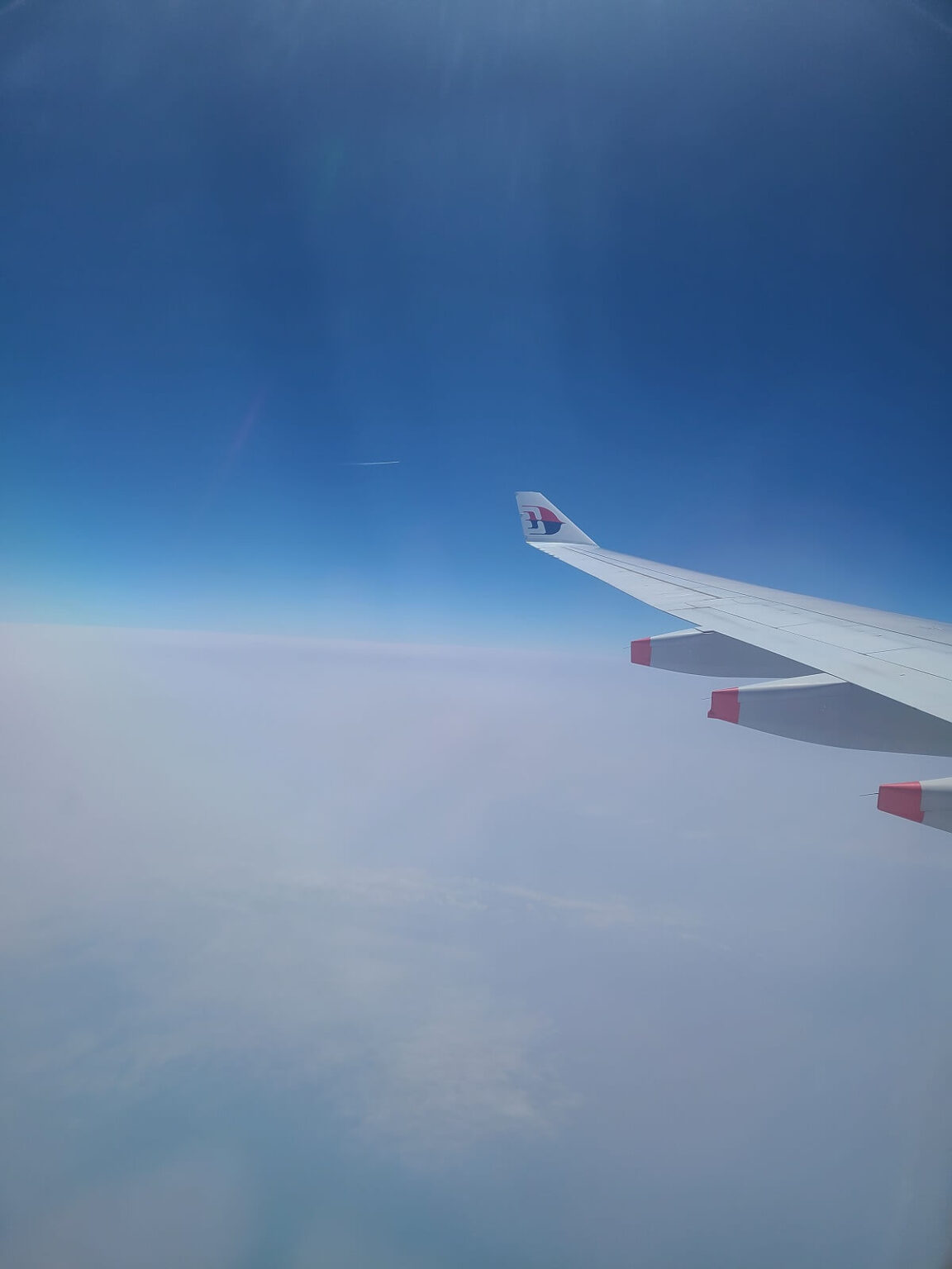 馬來西亞航空MH367、366台北TPE-吉隆坡KUL飛行紀錄[A332 & A333經濟艙] - 柏C的電影雜記